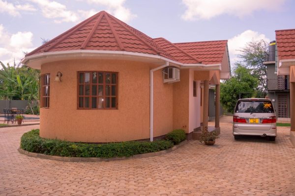 Lindrin Lodge in Moshi, Tanzania | Mount Kilimanjaro Hotels