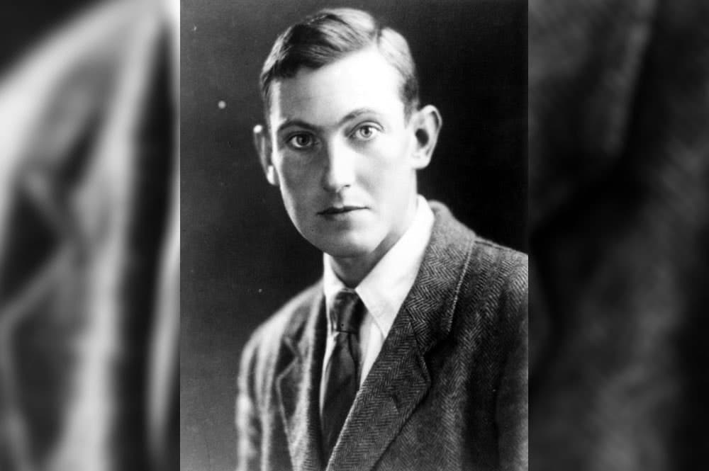 Climbing High: The Legendary Story of George Mallory