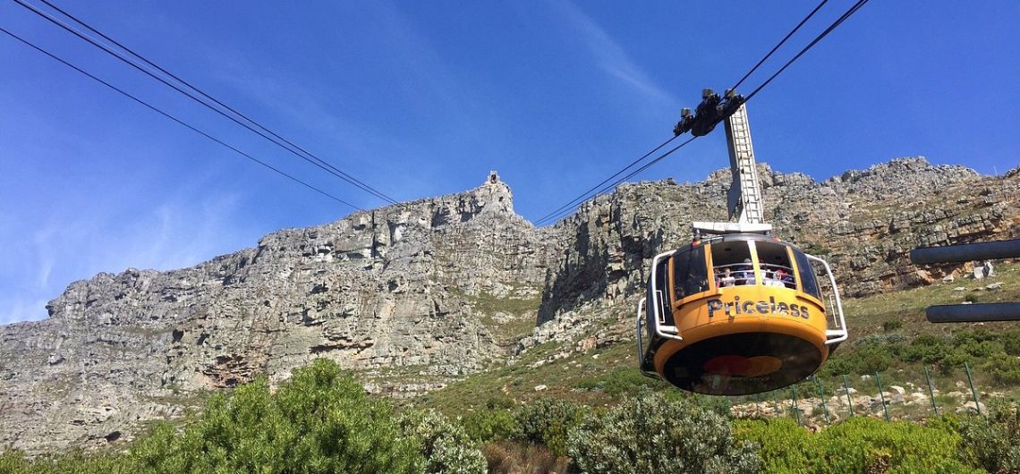 Cable Cars of the Table Mountain: Amazing Aerial Views of Capetown